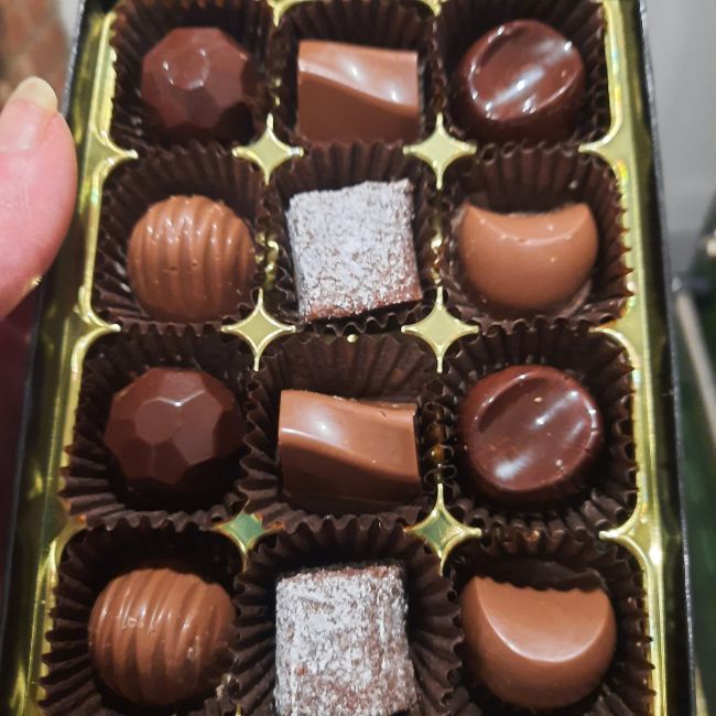 Twelve Chocolate Box | Boozy Chocs |Luxury Cocktail Truffles